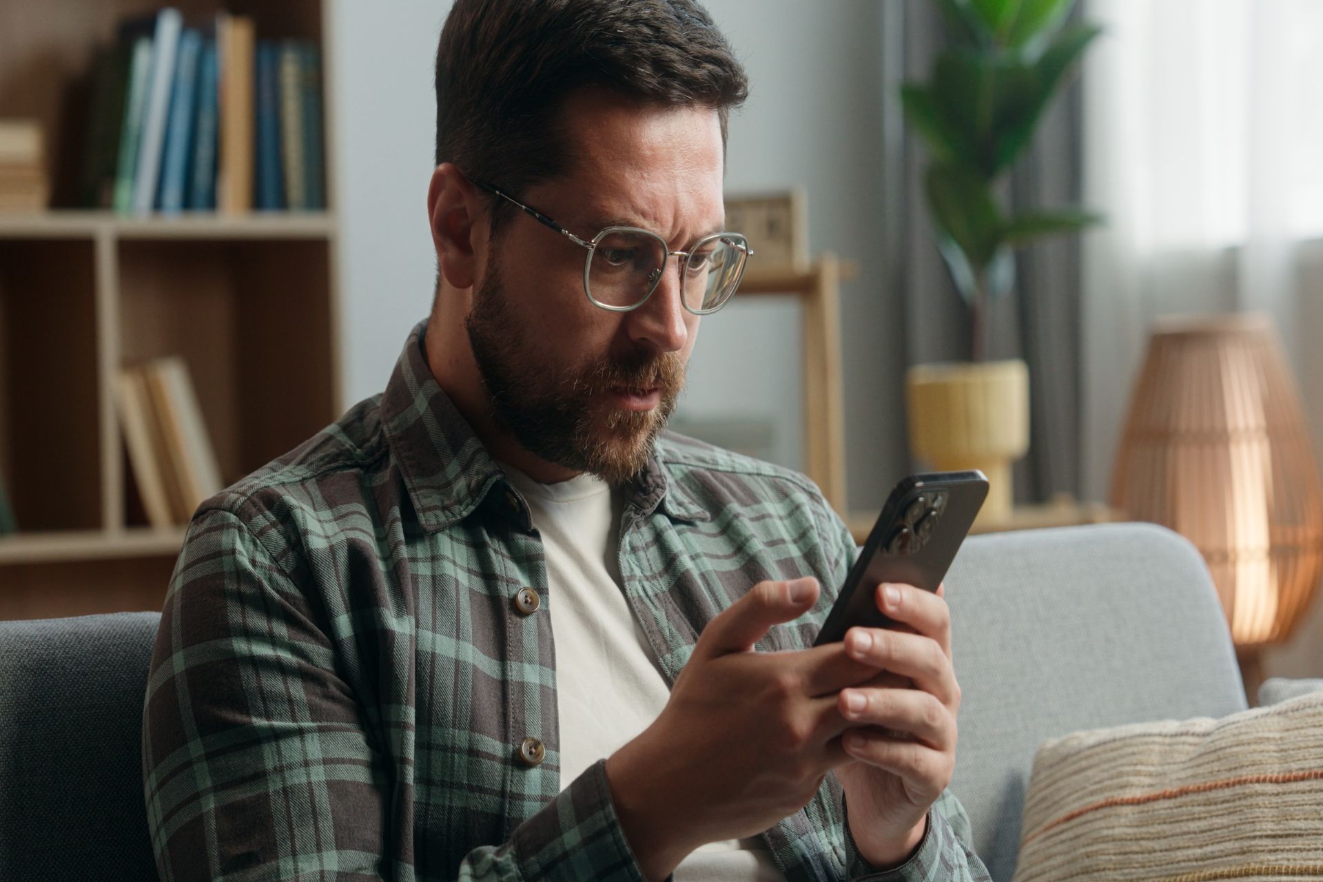 Dlaczego telefon się zacina? Najczęstsze pytania i odpowiedzi! | Play